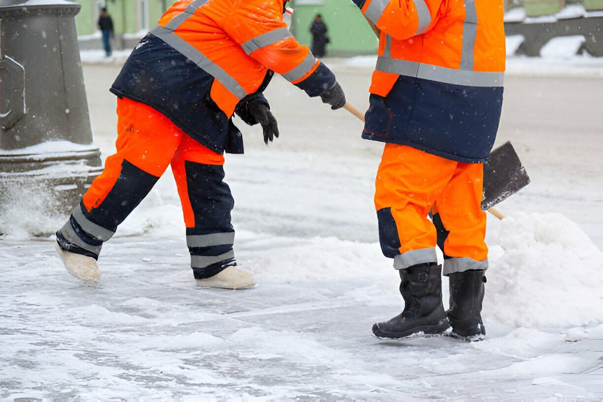 Hi-Vis Freezer Jackets: Stay Warm, Dry, and Safe in Sub-Zero Work Envi ...
